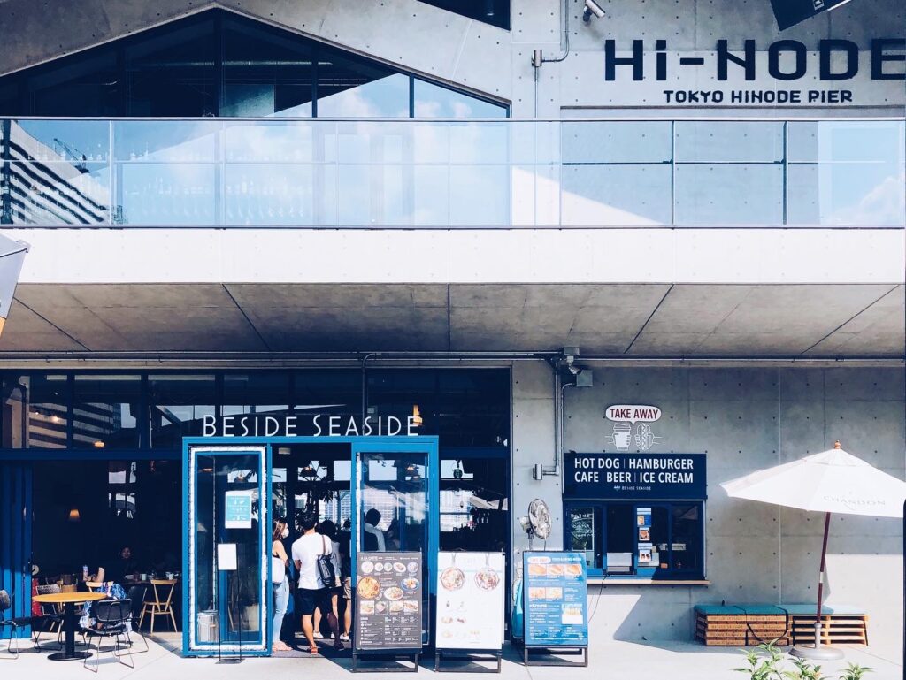 日の出埠頭に誕生！Hi-NODEのオシャレなテラスレストランBESIDE SEASIDE | 東京ベイエリアガイド